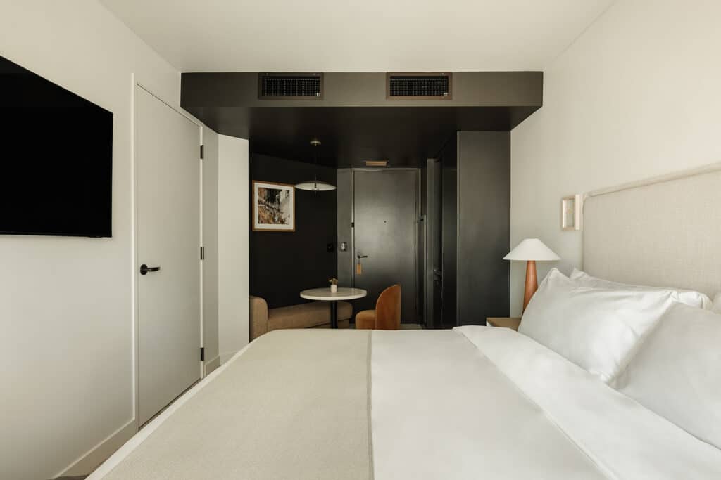 Stay in a Skyline City King Room | Populus Hotel Denver